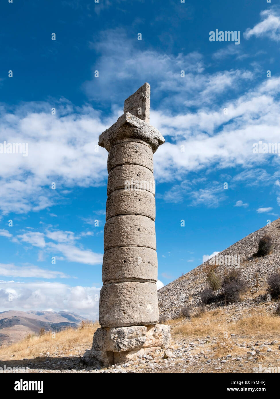 Tumulus ii hi-res stock photography and images - Alamy