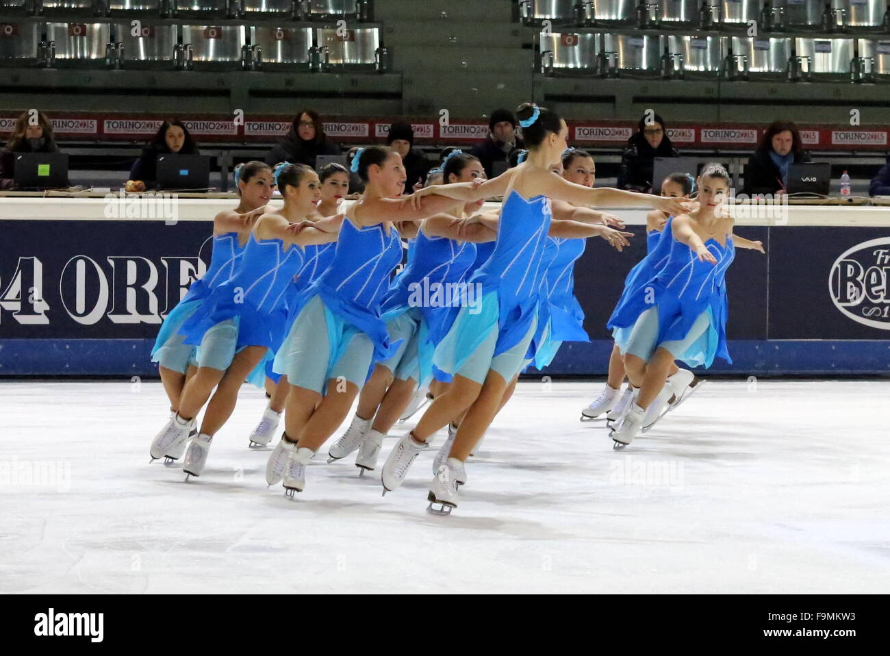 SP Synchro Junior. Hot Shivers, italian champions synchronized skating ...