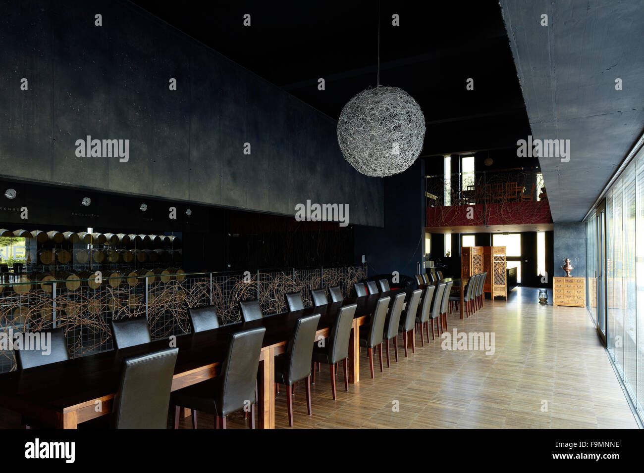 Long table hi-res stock photography and images - Alamy