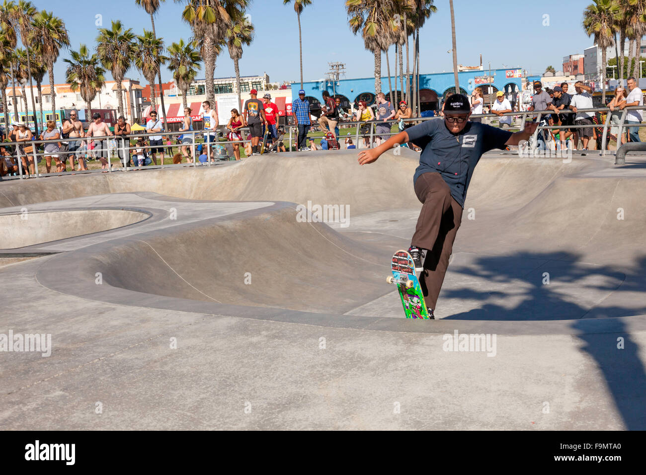 Venice beach roller hi-res stock photography and images - Alamy