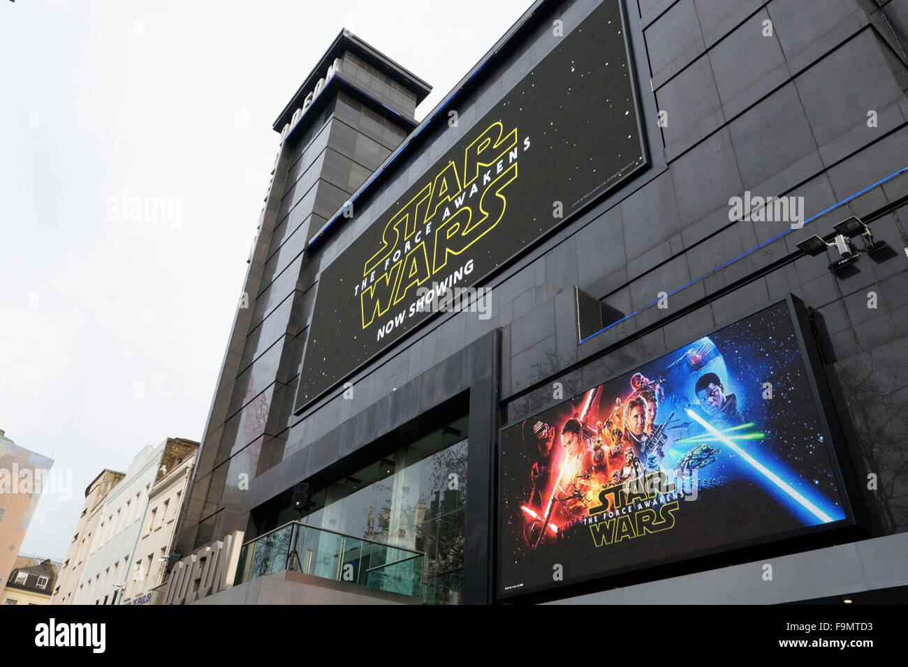 Cinema queue star wars hi-res stock photography and images - Alamy