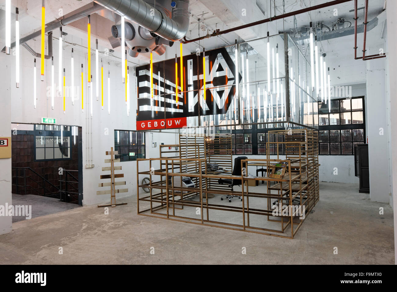 Secondhand Building Materials High Resolution Stock Photography and ...