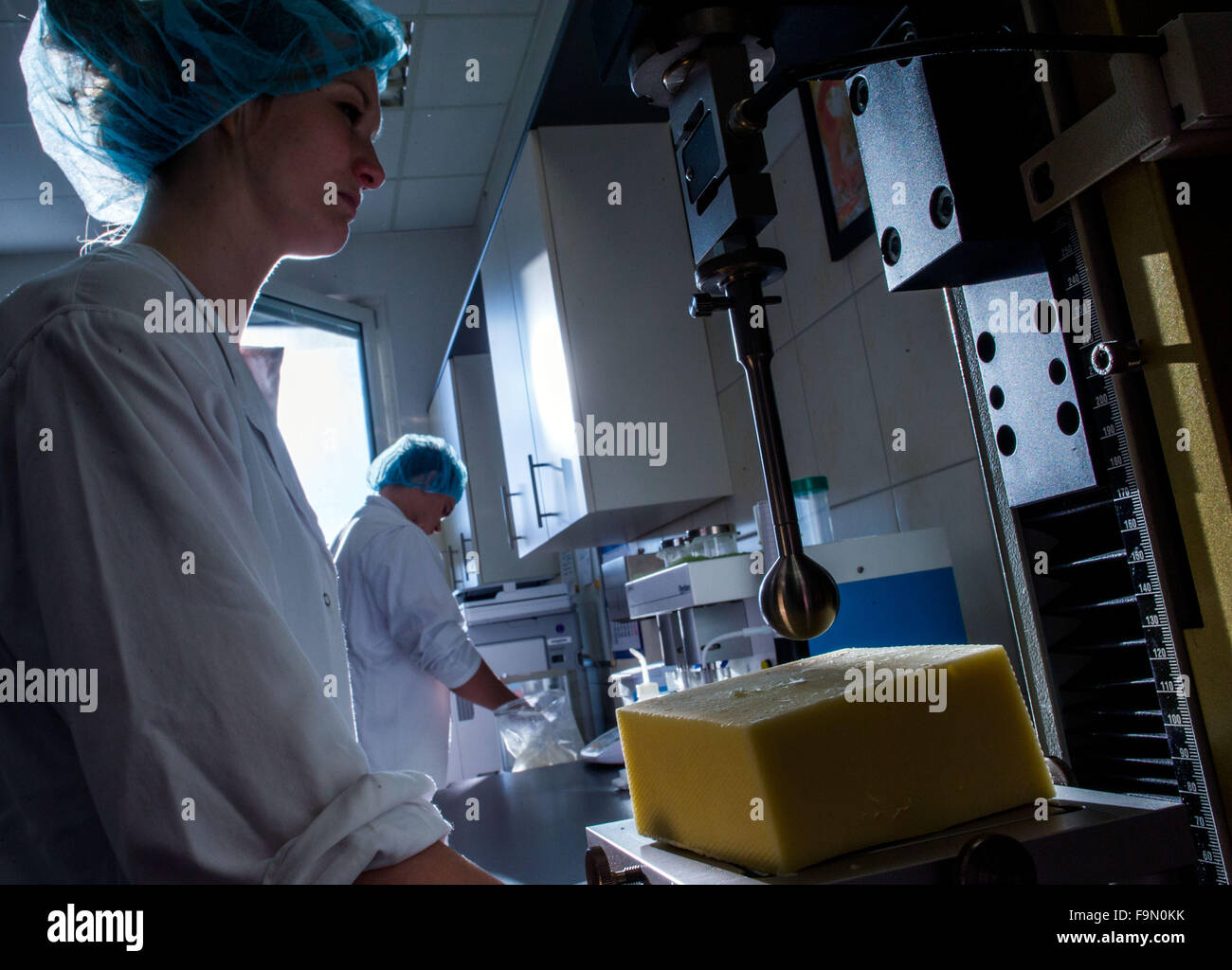 Incoming inspection hi-res stock photography and images - Alamy