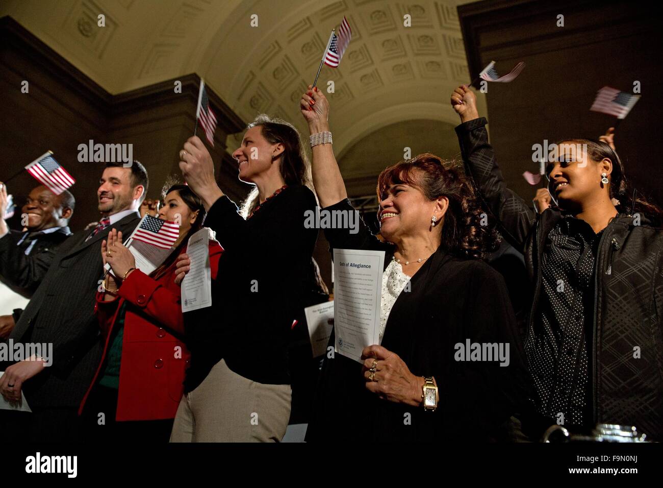 Oath allegiance naturalization ceremony hi-res stock photography and ...