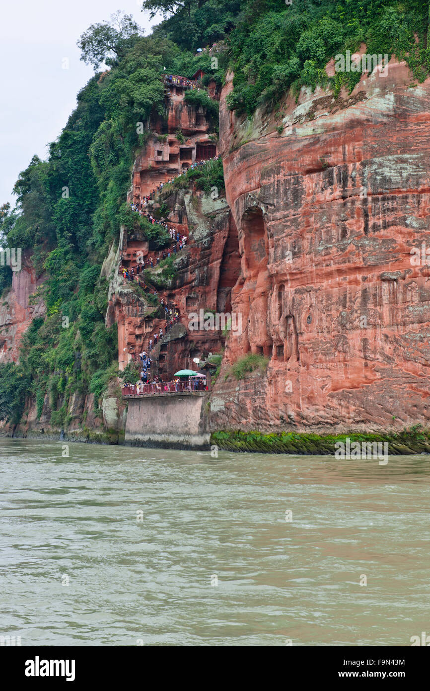 The Leshan Statue of Buddha,It is the largest stone Buddha in the world ...