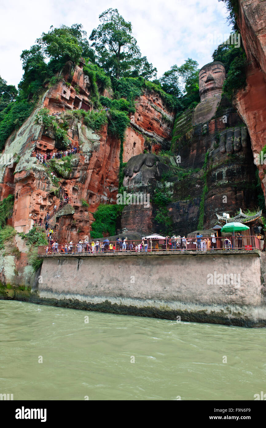 The Leshan Statue of Buddha,It is the largest stone Buddha in the world ...