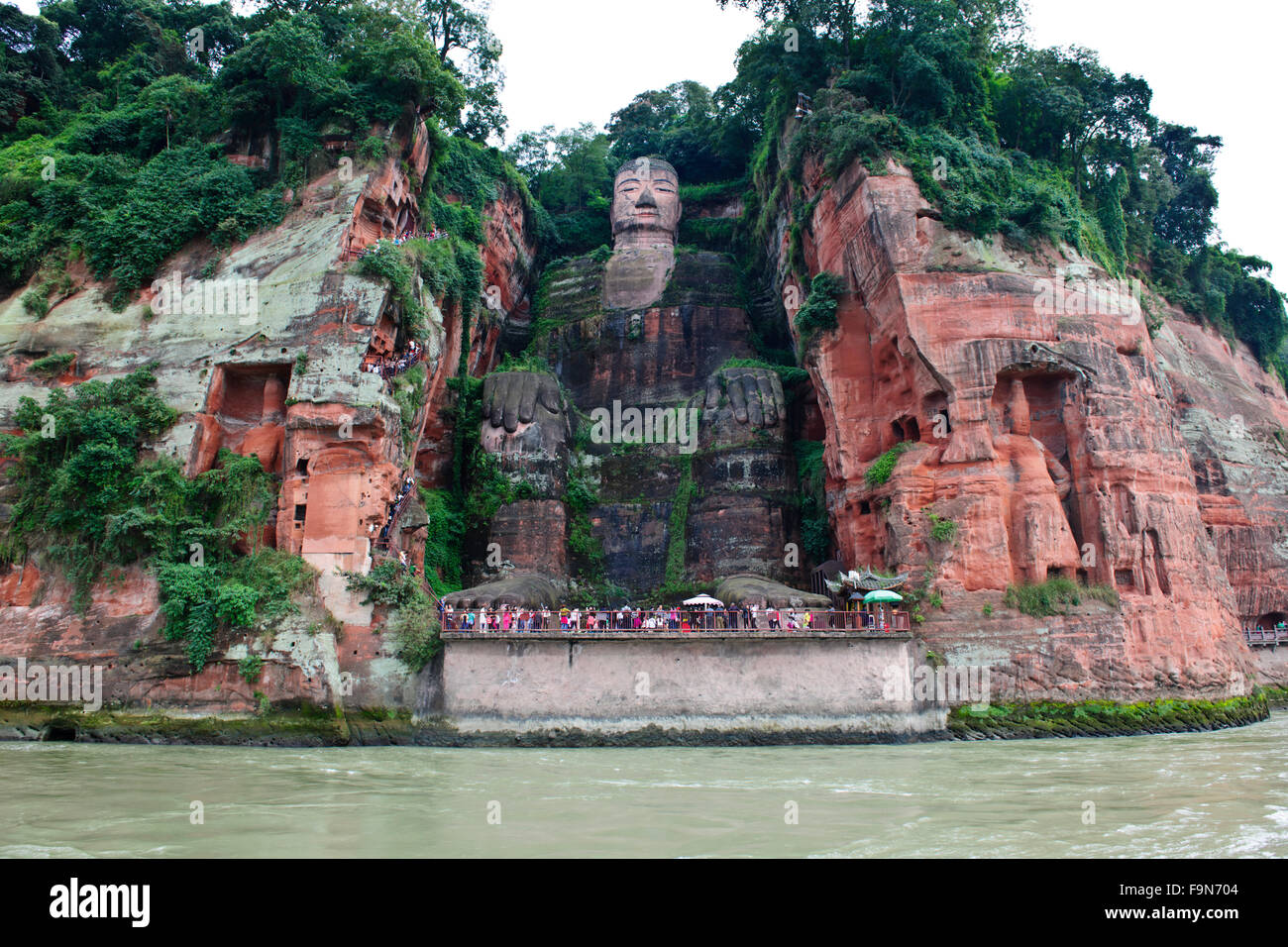 The Leshan Statue of Buddha,It is the largest stone Buddha in the world ...