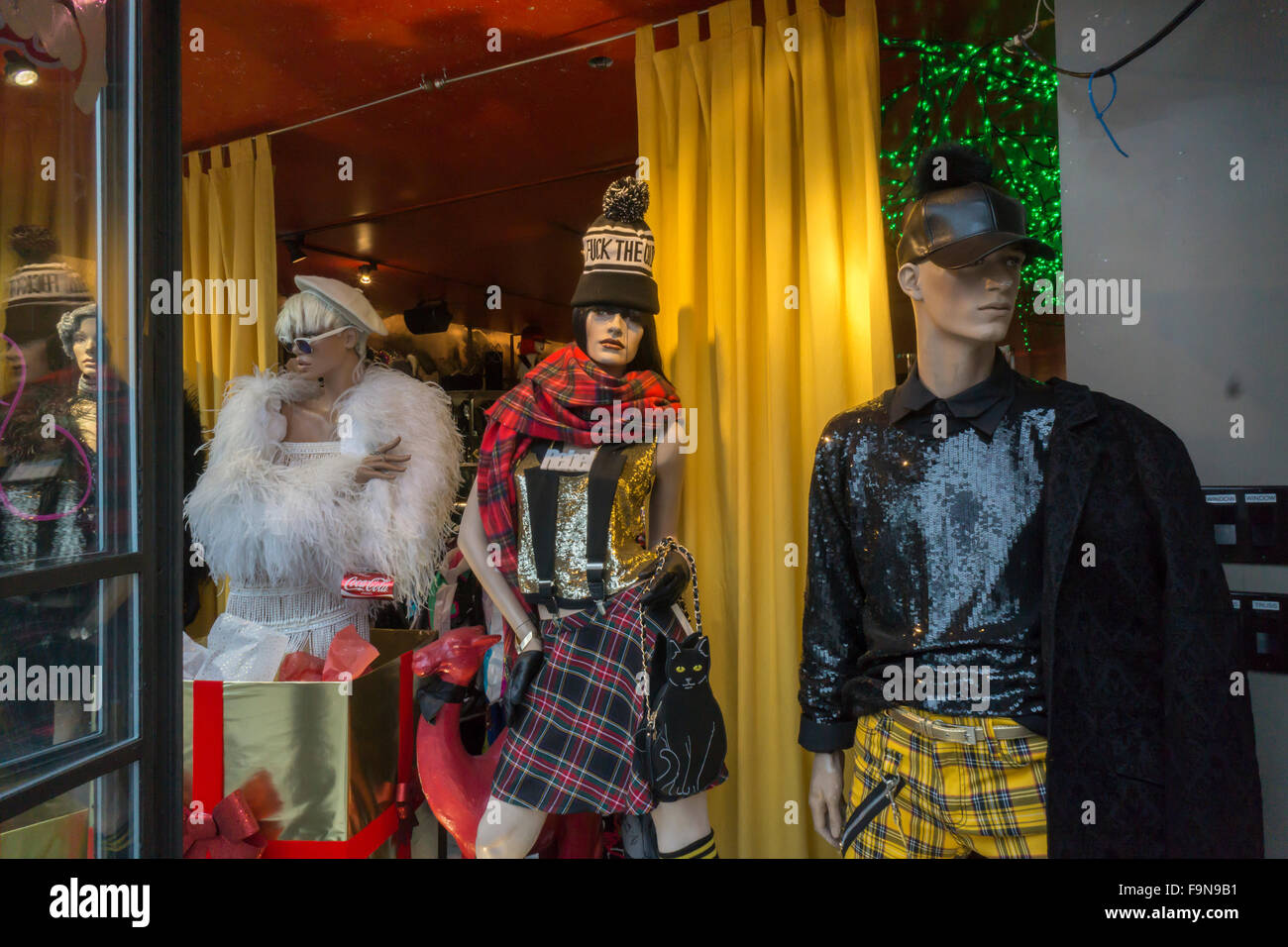 Winter seasonal window display in the Patricia Field boutique on the ...