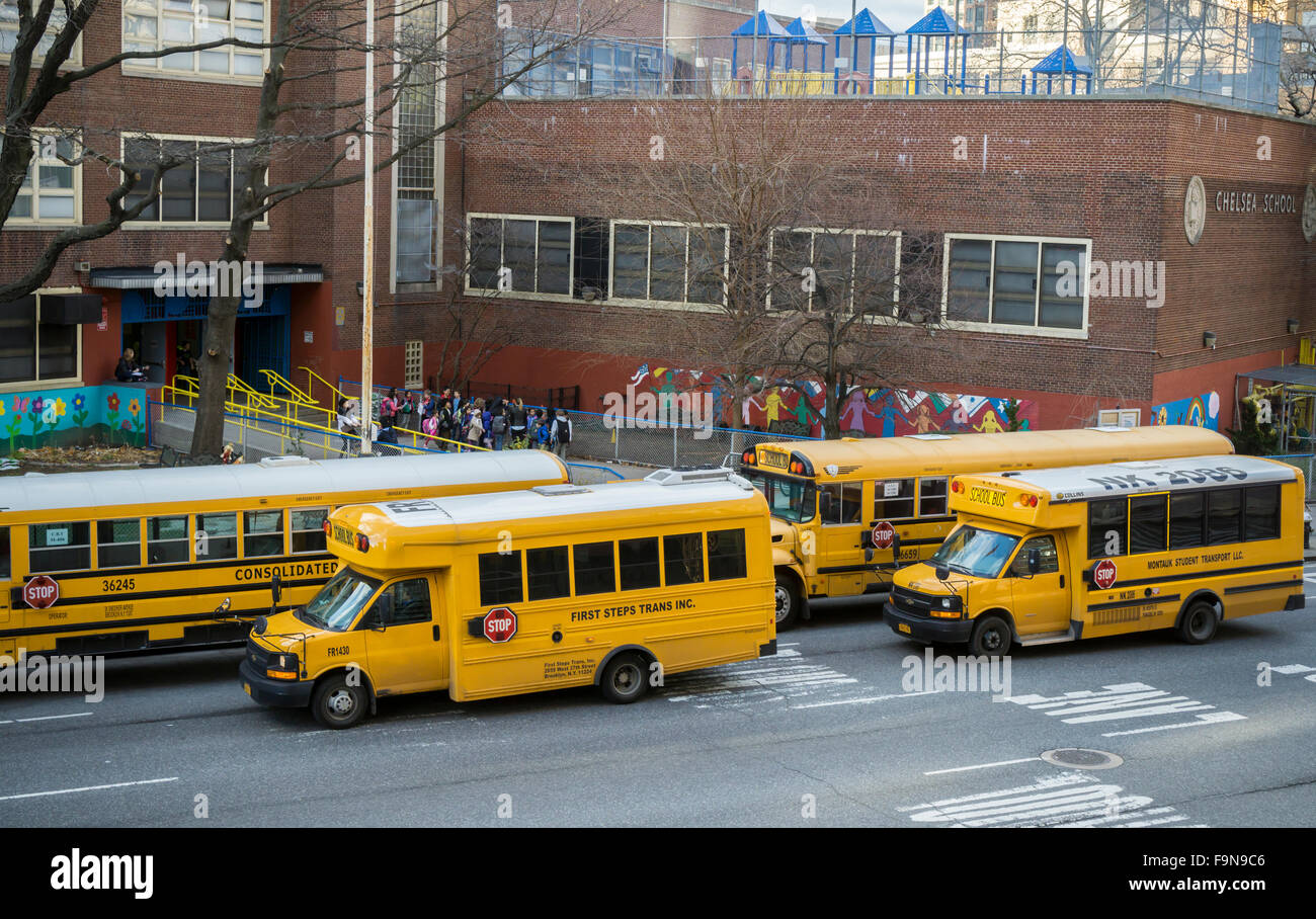 School buses line up in front of PS 33 in Chelsea in New York on ...