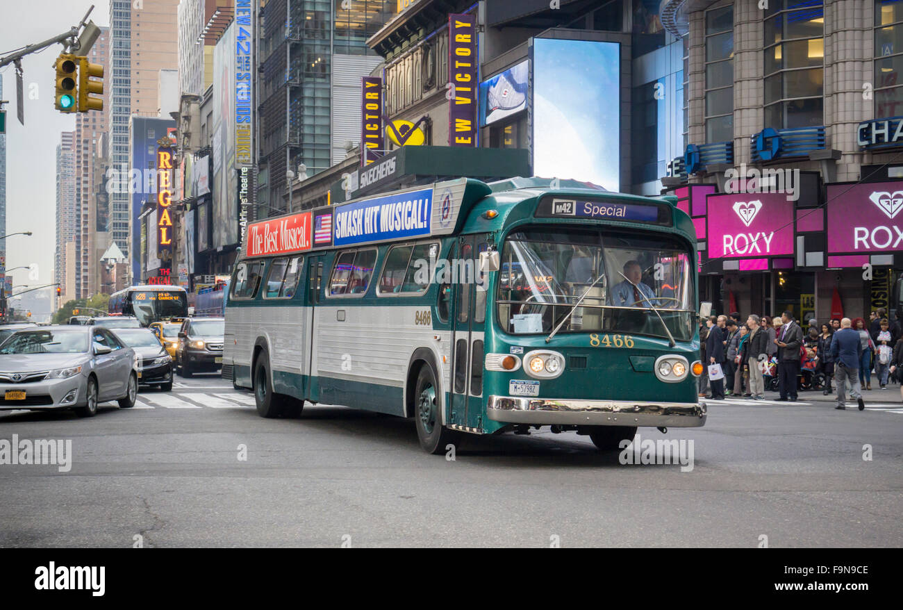 A 1966 General Motors TDH 5303 MTA Nostalgia Bus plows through the ...