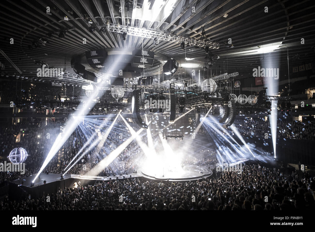 Dec 15, 2015. 15th Dec, 2015. Oakland, California, USA - Muse: Drones ...