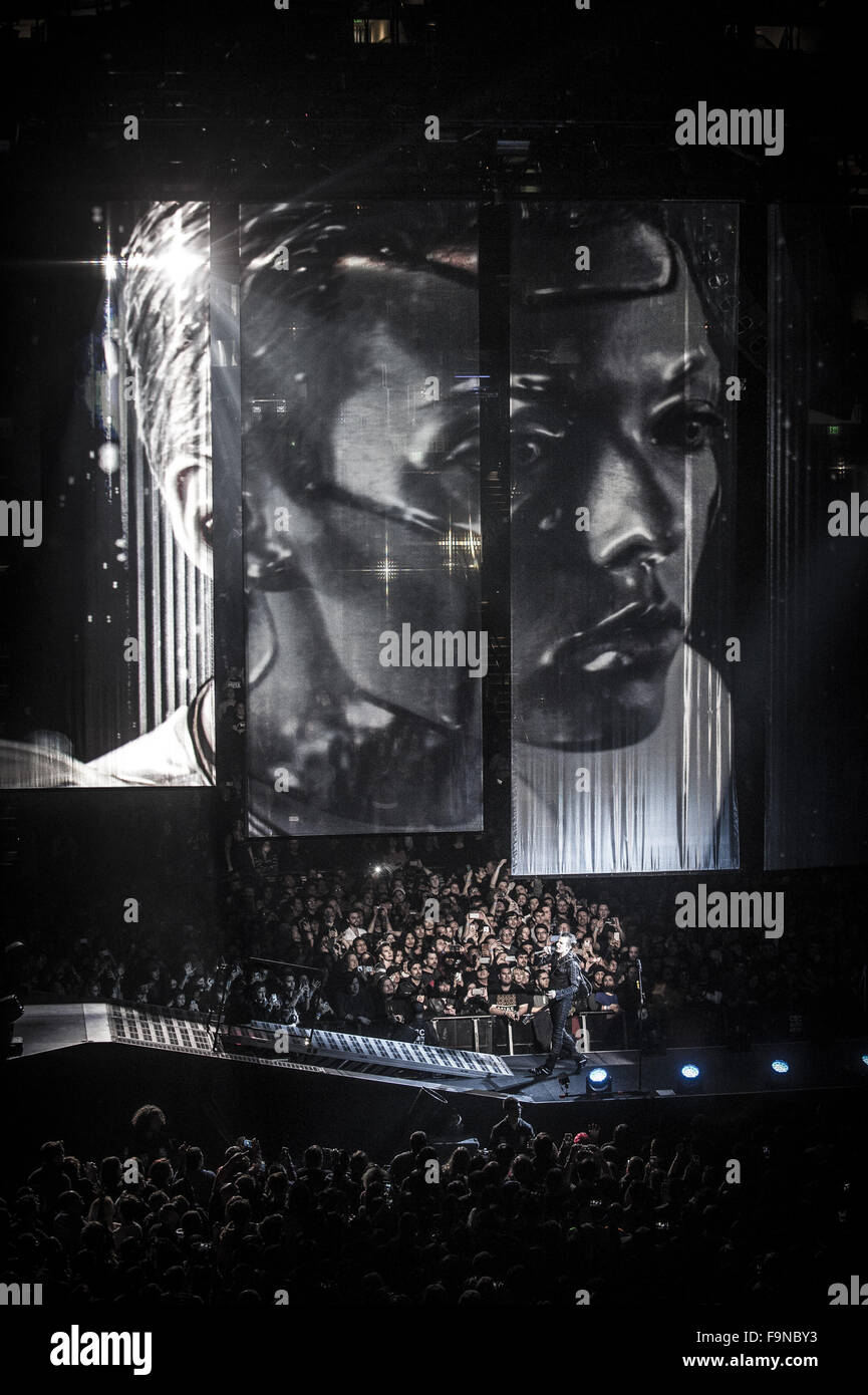 Muse drones world tour hi-res stock photography and images - Alamy