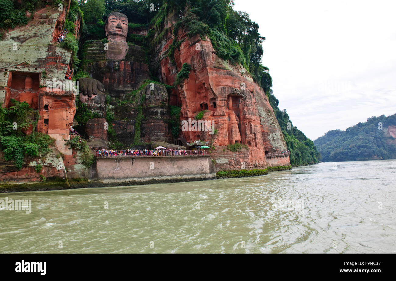 The Leshan Statue of Buddha,It is the largest stone Buddha in the world ...