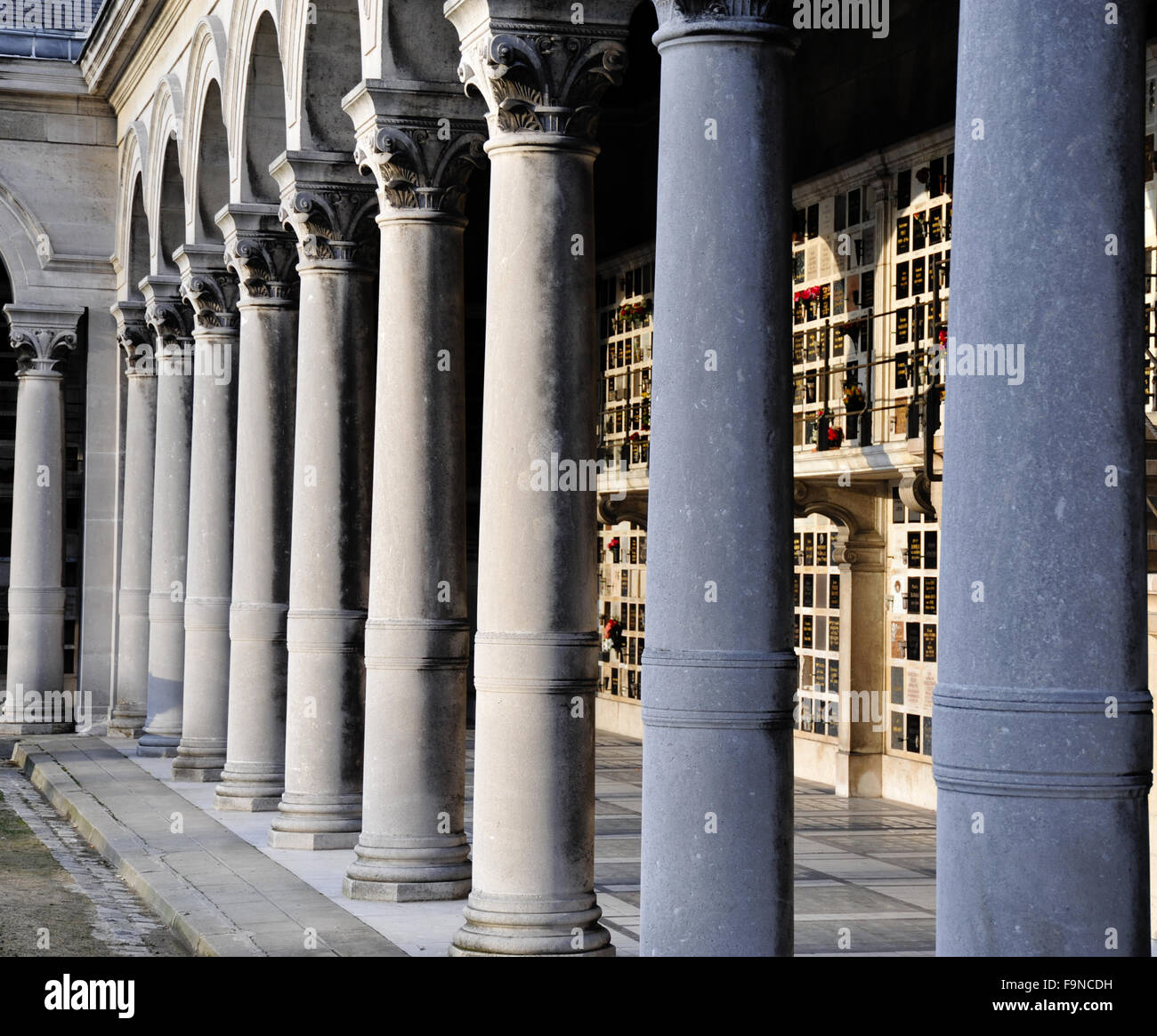 Cemetery columns High Resolution Stock Photography and Images - Alamy