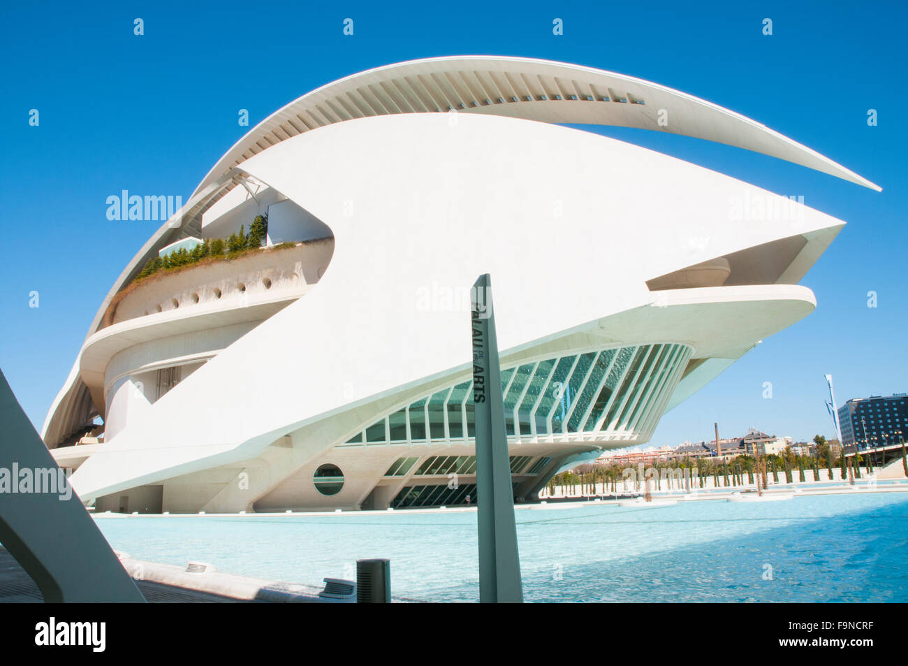 Santiago calatrava valencia arquitectura hi-res stock photography and ...