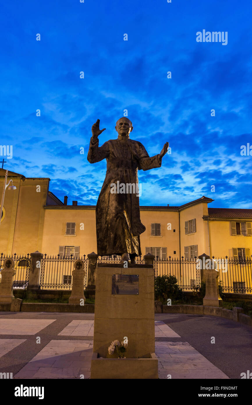 Statue of Pope John Paul II near the Basilica of Notre-Dame in Lyon ...