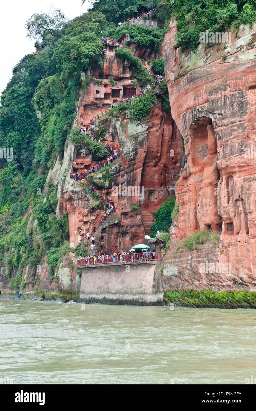 The Leshan Statue of Buddha,It is the largest stone Buddha in the world ...