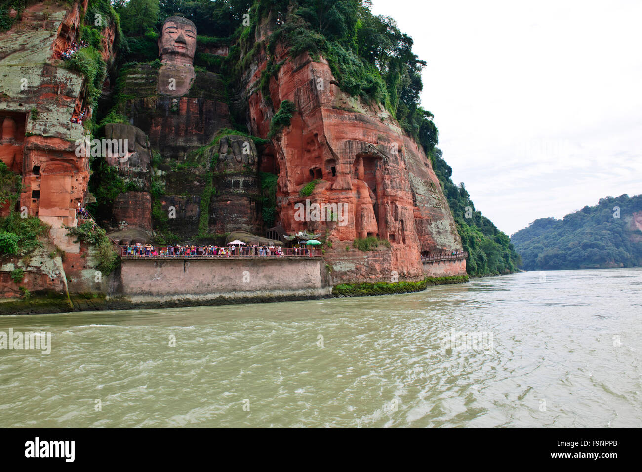 The Leshan Statue of Buddha,It is the largest stone Buddha in the world ...