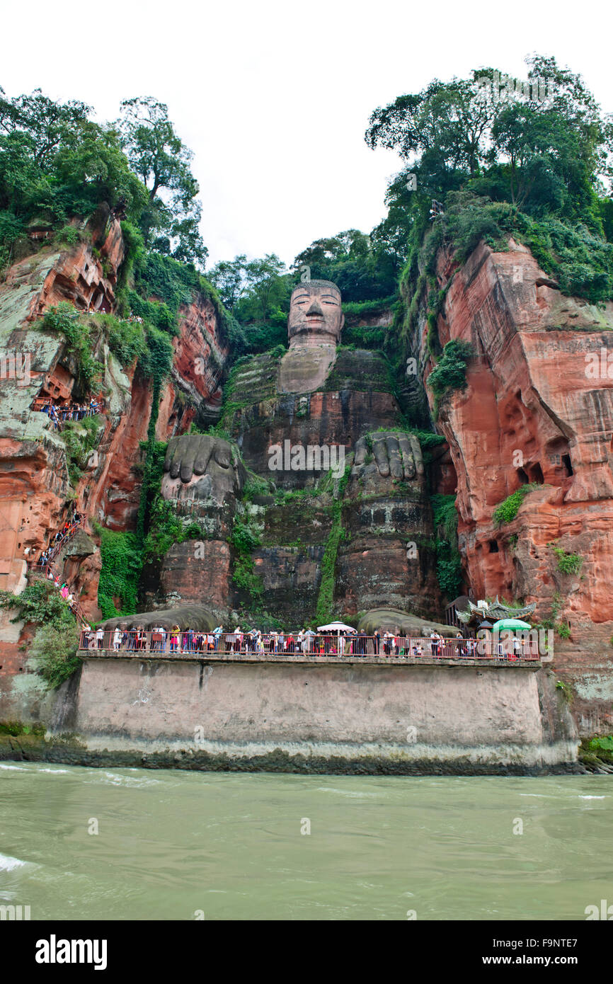 The Leshan Statue of Buddha,It is the largest stone Buddha in the world ...
