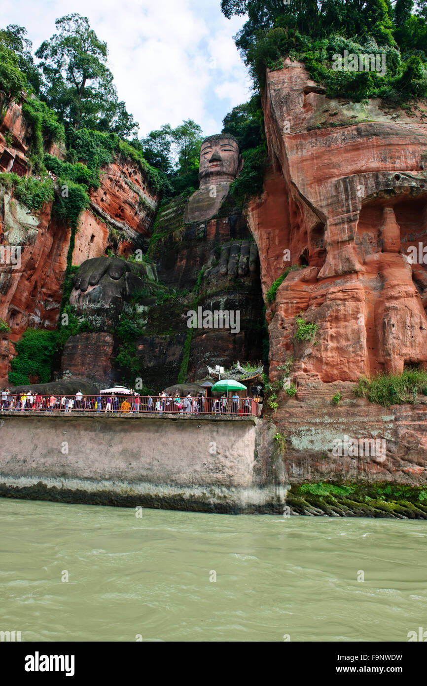 The Leshan Statue of Buddha,It is the largest stone Buddha in the world ...