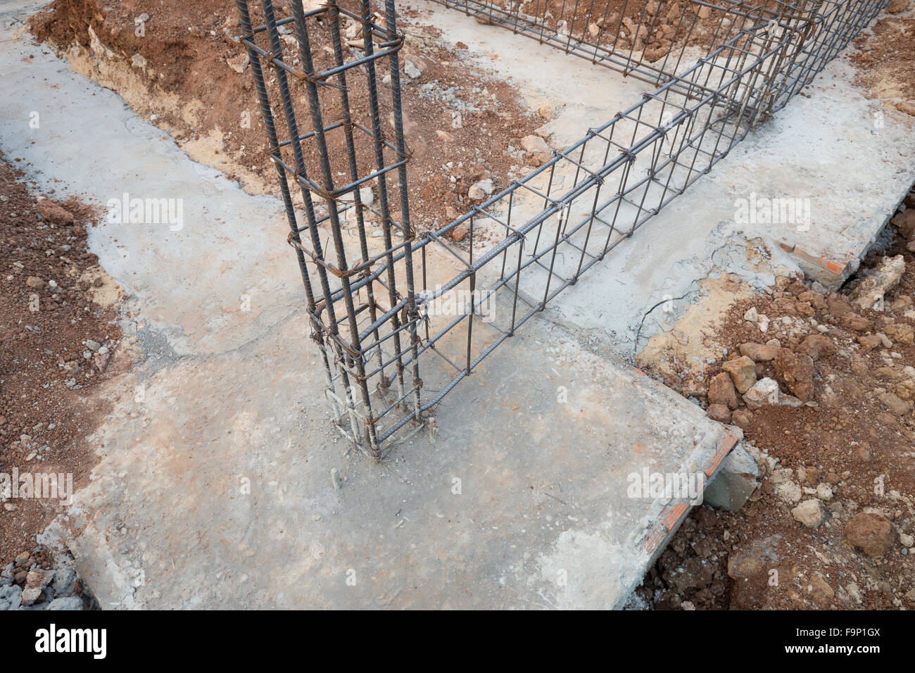 reinforce steel rod for beam and pillar at construction site Stock ...