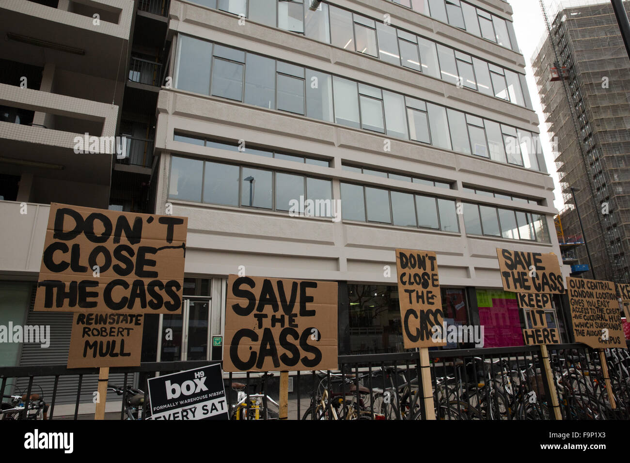 Cass london metropolitan university hi-res stock photography and images ...