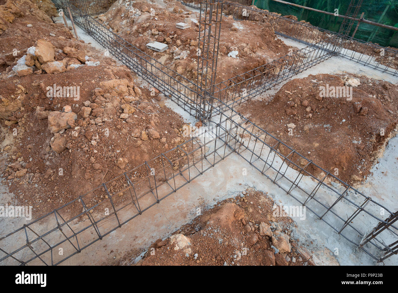 reinforce steel rod for beam and pillar at construction site Stock ...