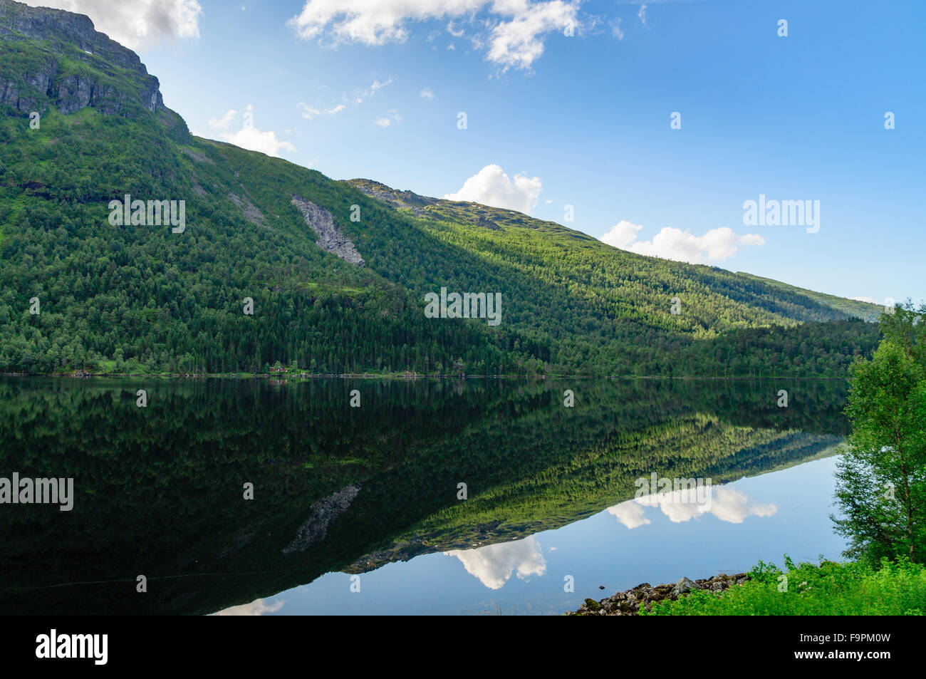 Water slope hi-res stock photography and images - Alamy