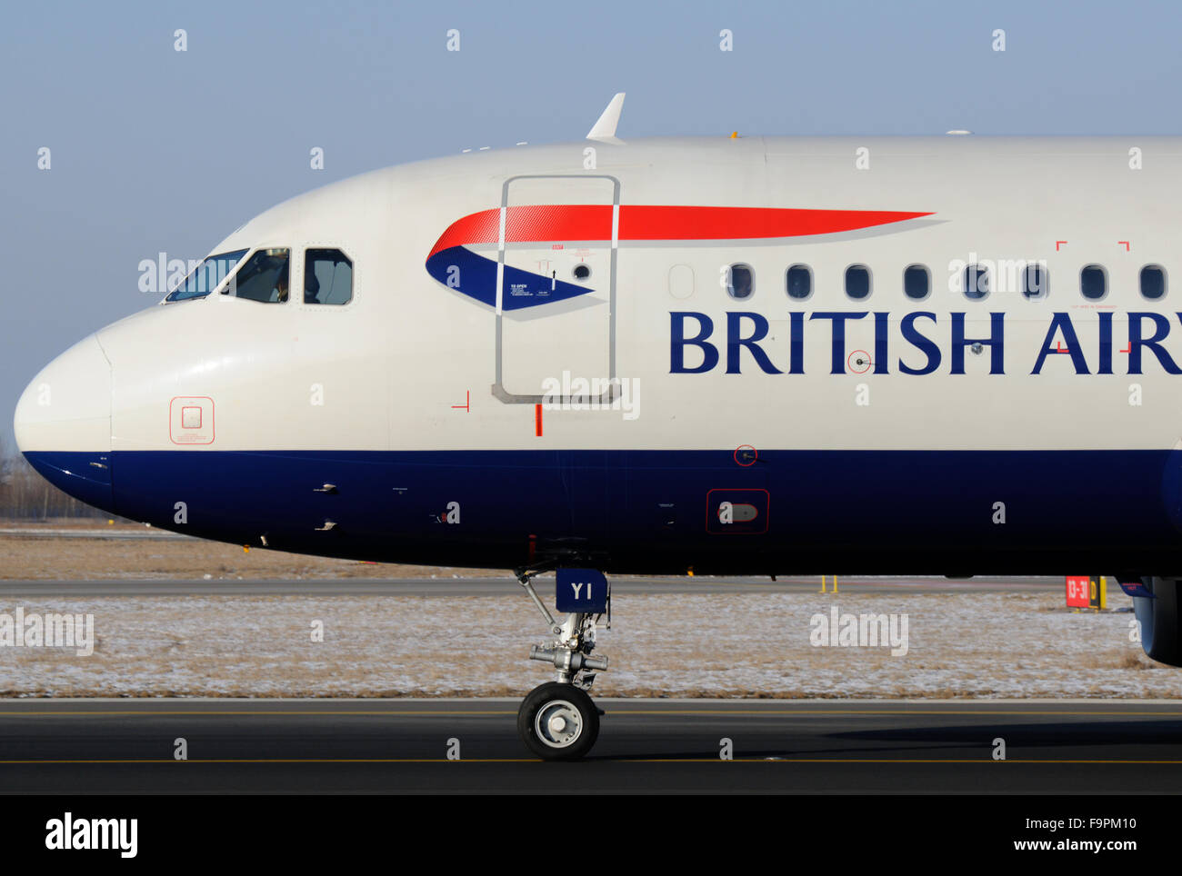 Ba a320 airliner hi-res stock photography and images - Alamy