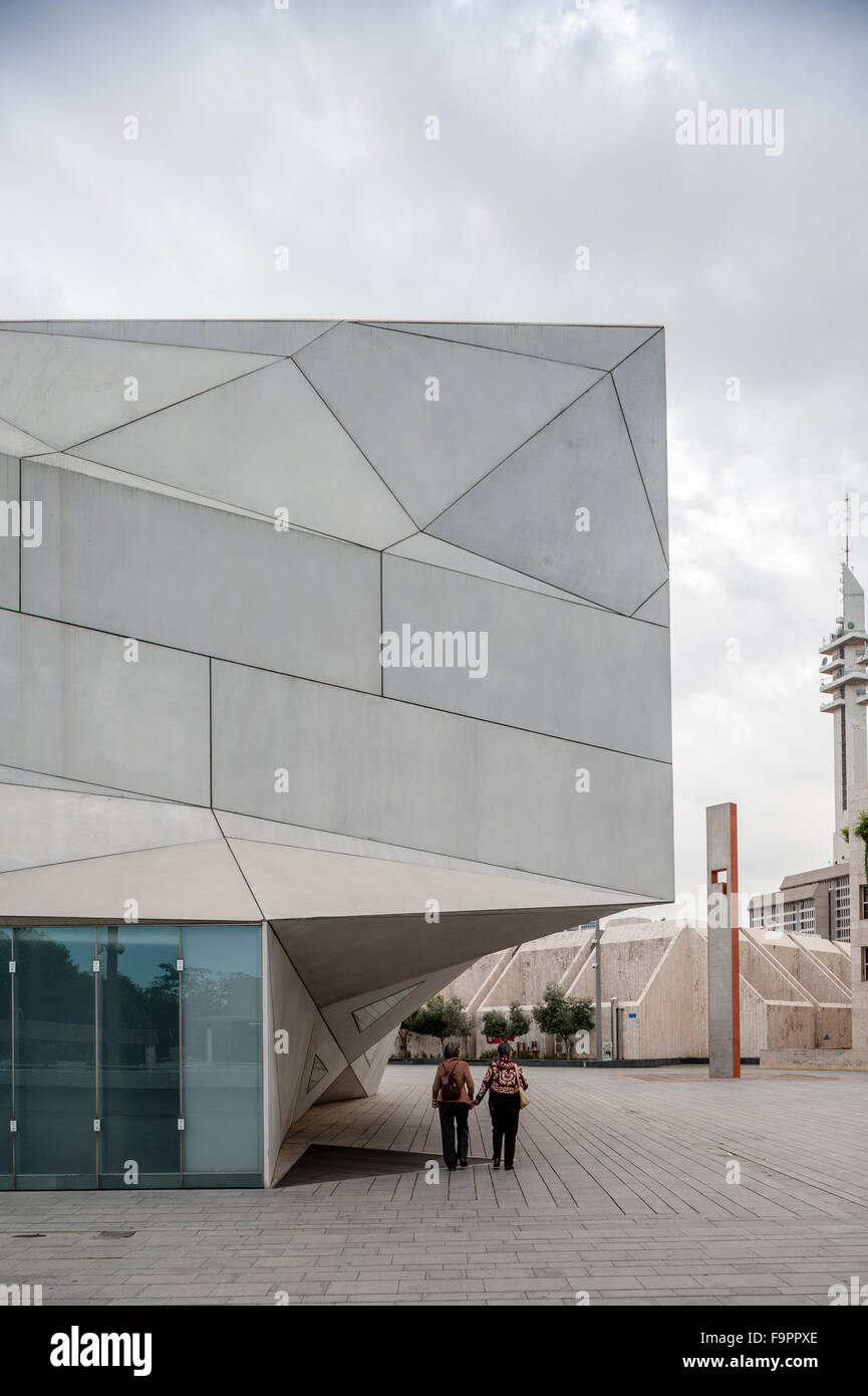 Israel, Tel Aviv, Herta and Paul Amir building - museum of art Stock ...