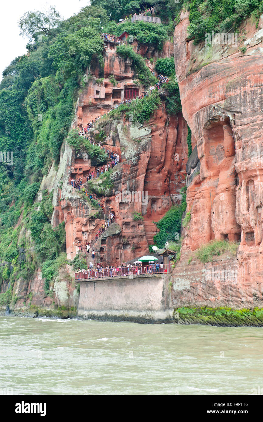 The Leshan Statue of Buddha,It is the largest stone Buddha in the world ...