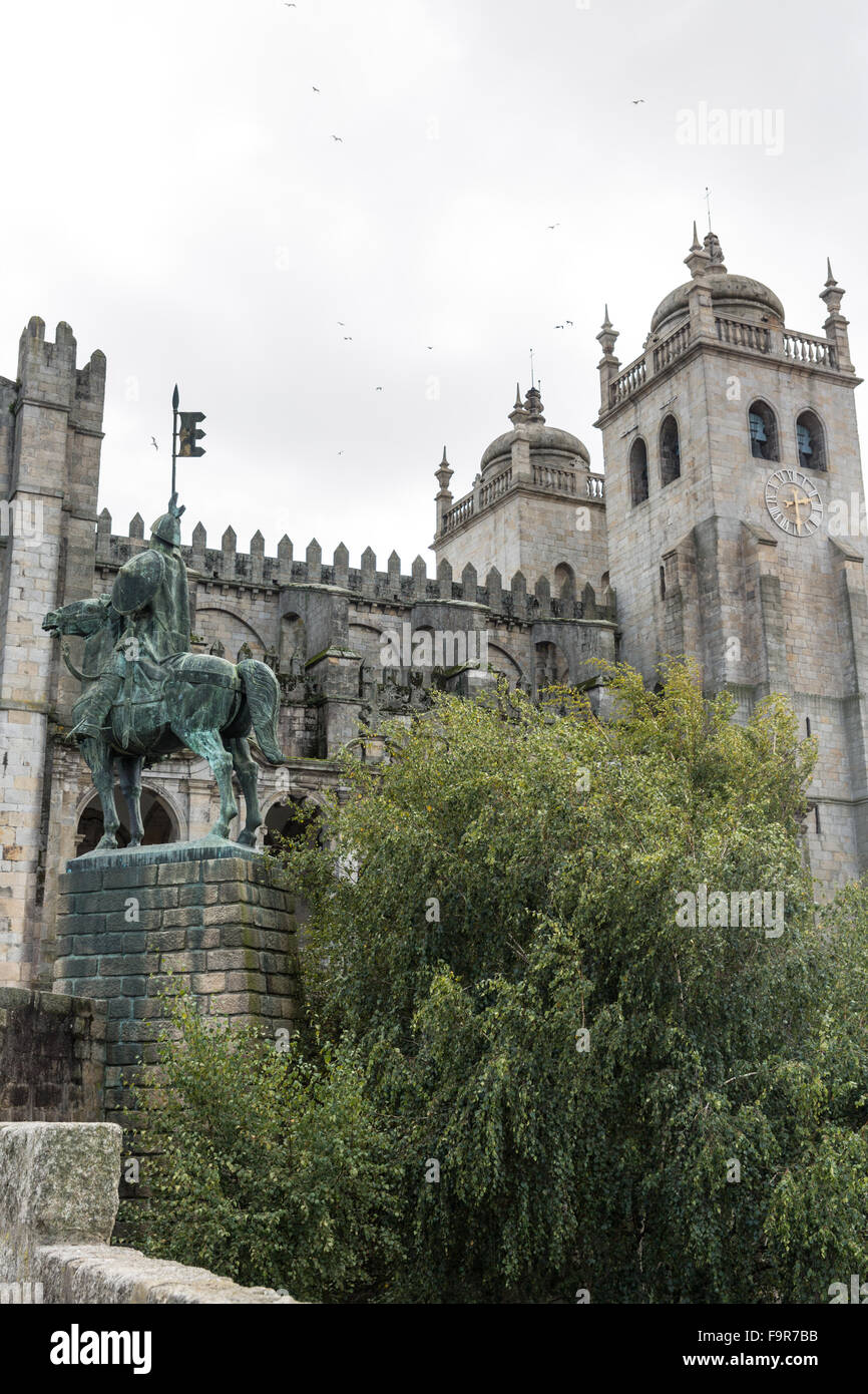 Panoramic view of the Porto Cathedral (Se Porto) - Portugal Stock Photo ...