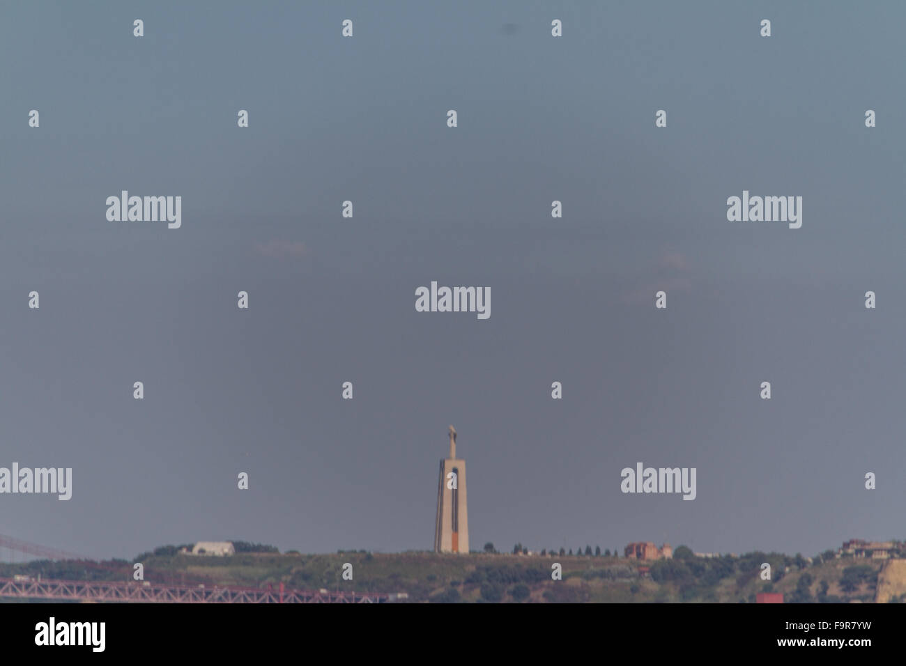 Tejo river with the city of Lisbon in the background Stock Photo - Alamy