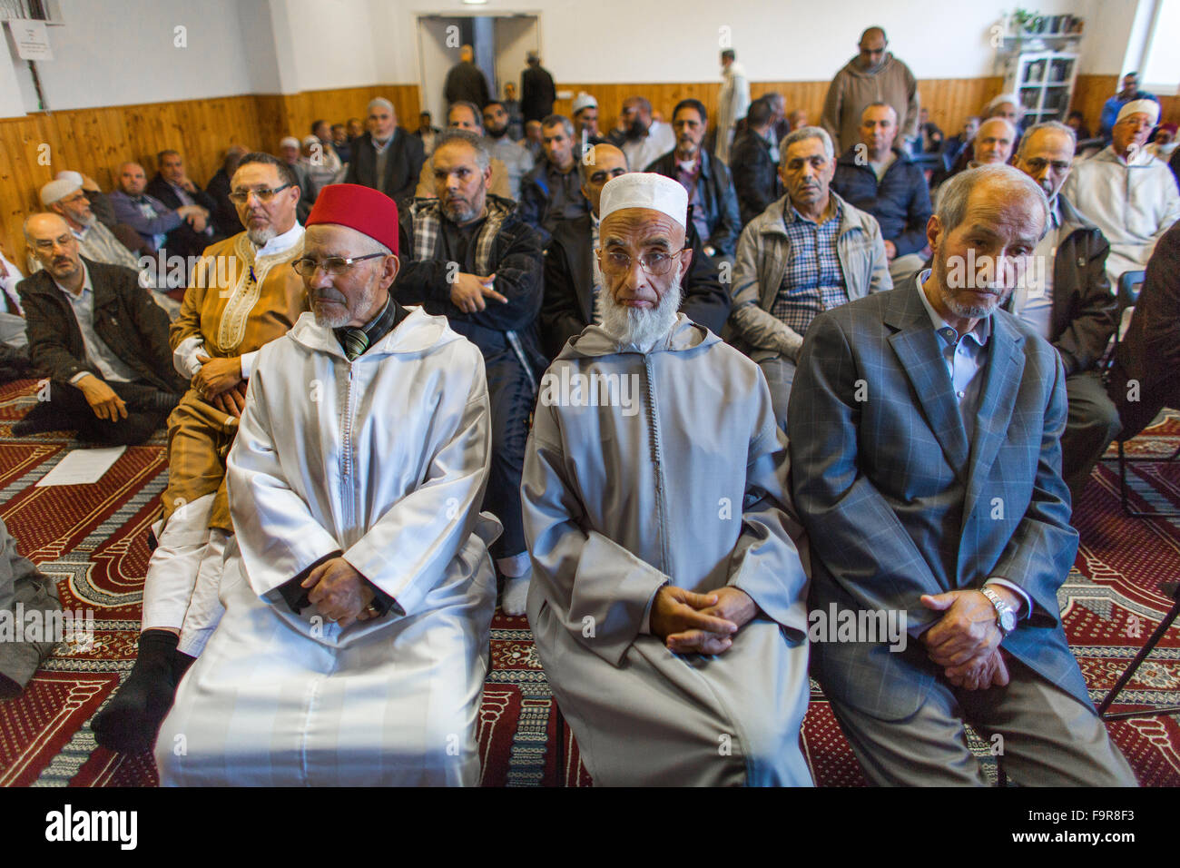 BADR Mosque in Amsterdam Stock Photo - Alamy