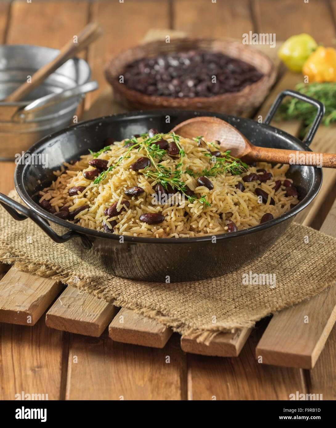 Caribbean food cooking hi-res stock photography and images - Alamy