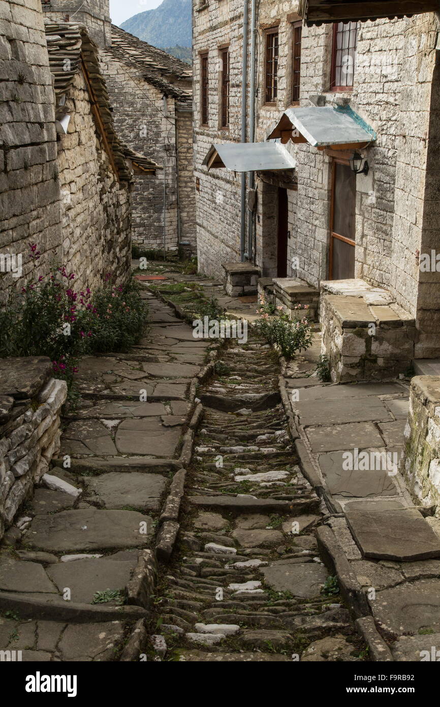 Cobbled roof hi-res stock photography and images - Alamy