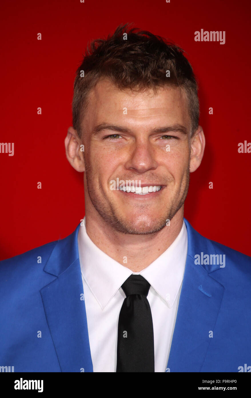 Alan ritchson hunger games hi-res stock photography and images - Alamy