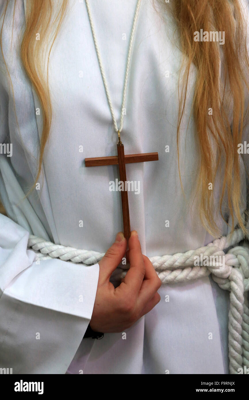 Crucifix. Altar boy Stock Photo - Alamy