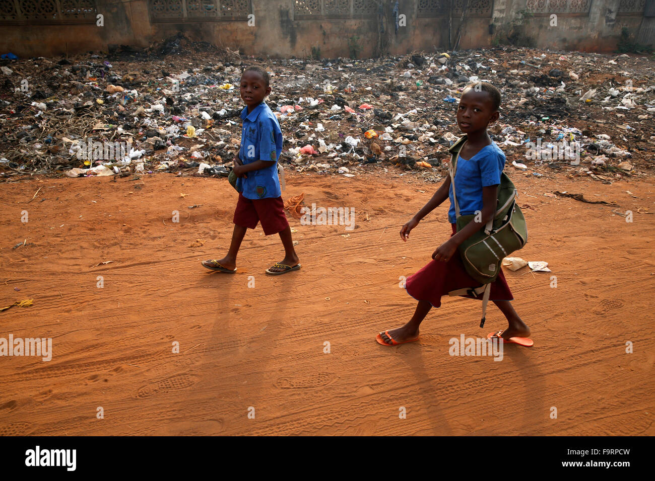 Schoolchildren walking home Stock Photo - Alamy