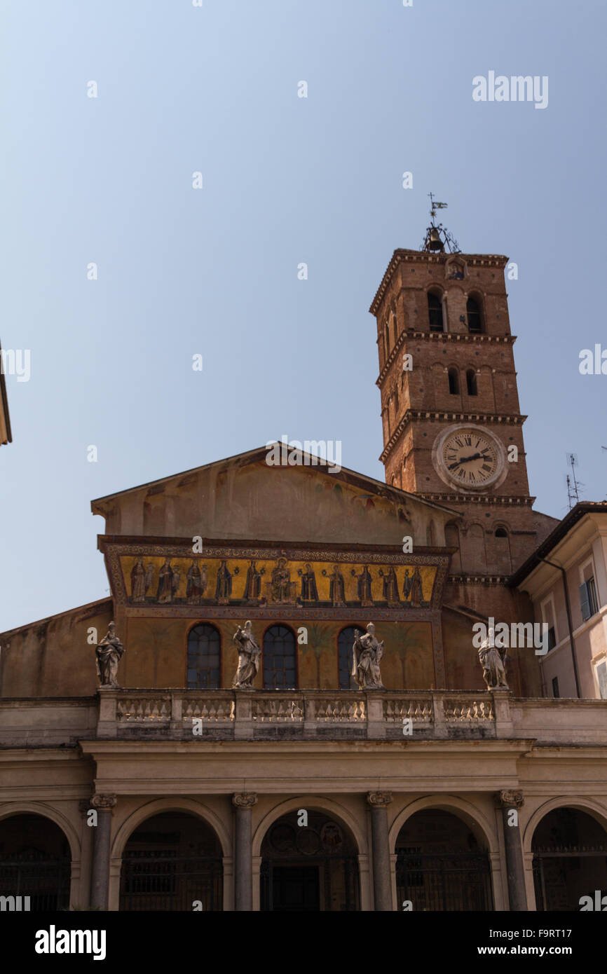 St. Maria in trastevere, Rome, italy Stock Photo - Alamy
