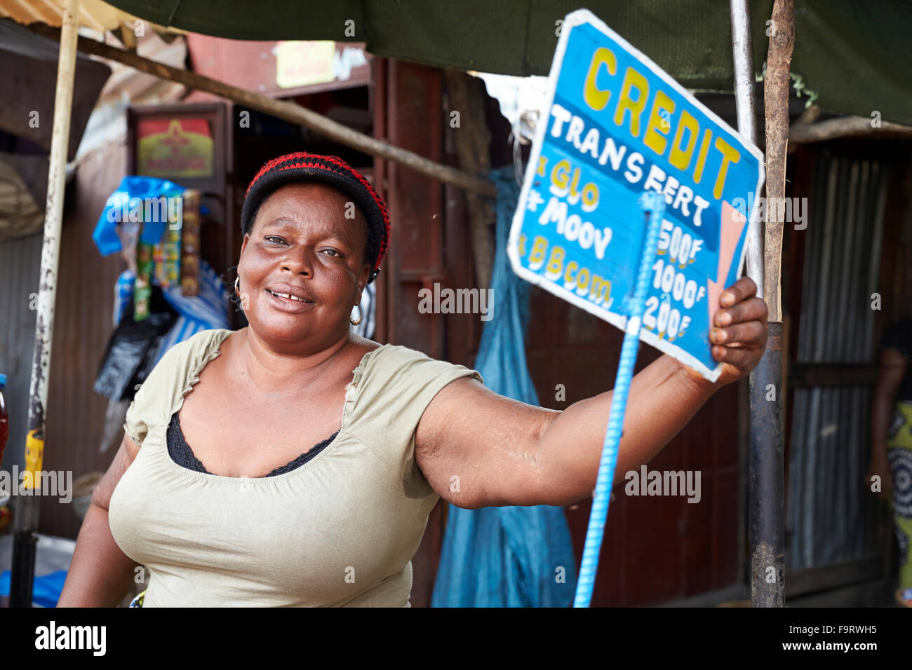 Shopkeeper sign hi-res stock photography and images - Alamy