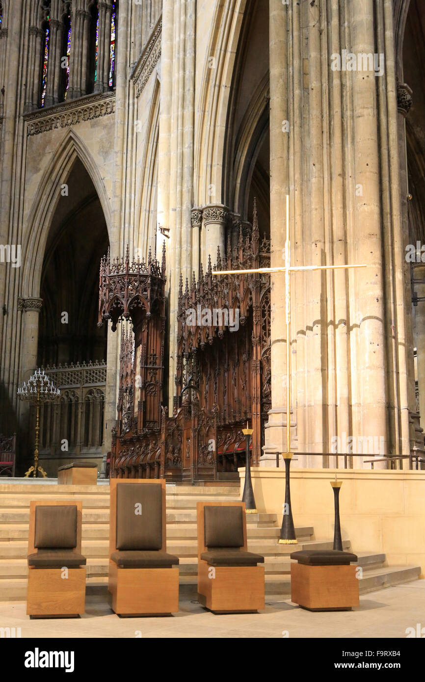 Cross. St. Stephen Cathedral of Metz Stock Photo - Alamy