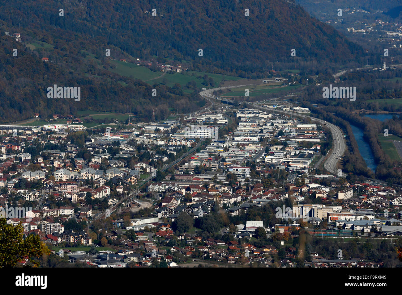 Sallanches town in the Arves valley Stock Photo - Alamy