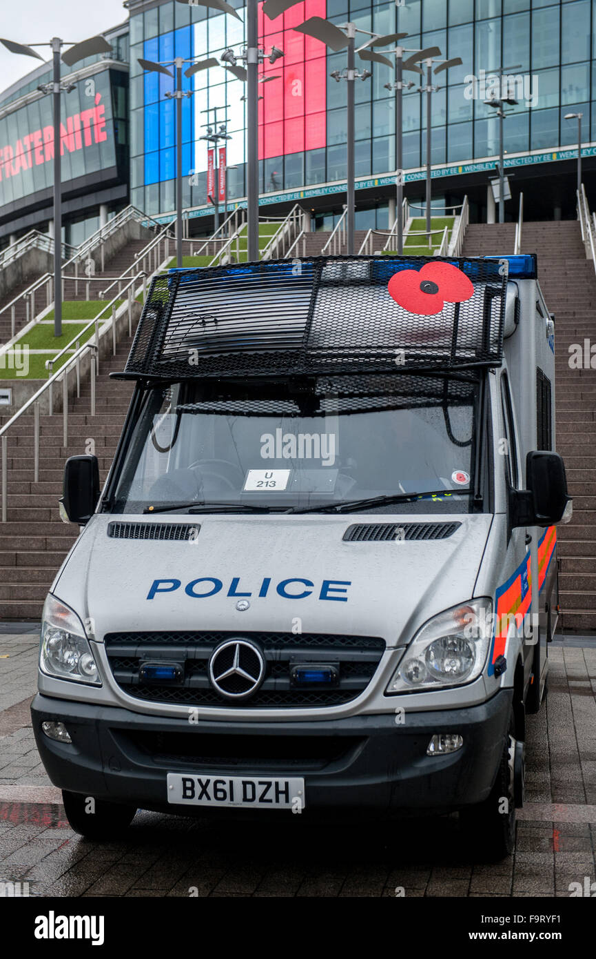 Riot van hi-res stock photography and images - Alamy