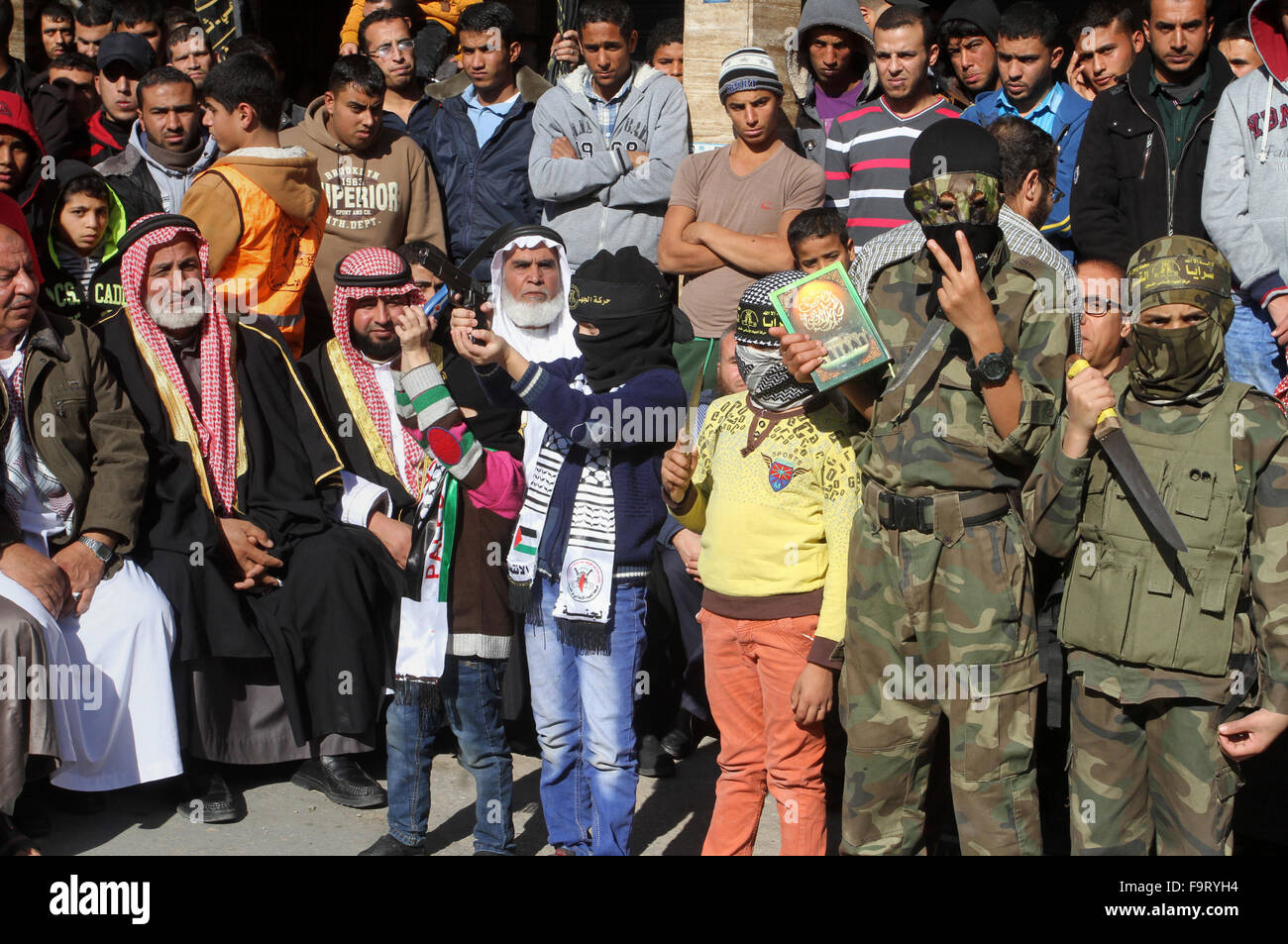 Anti ramming hi-res stock photography and images - Alamy