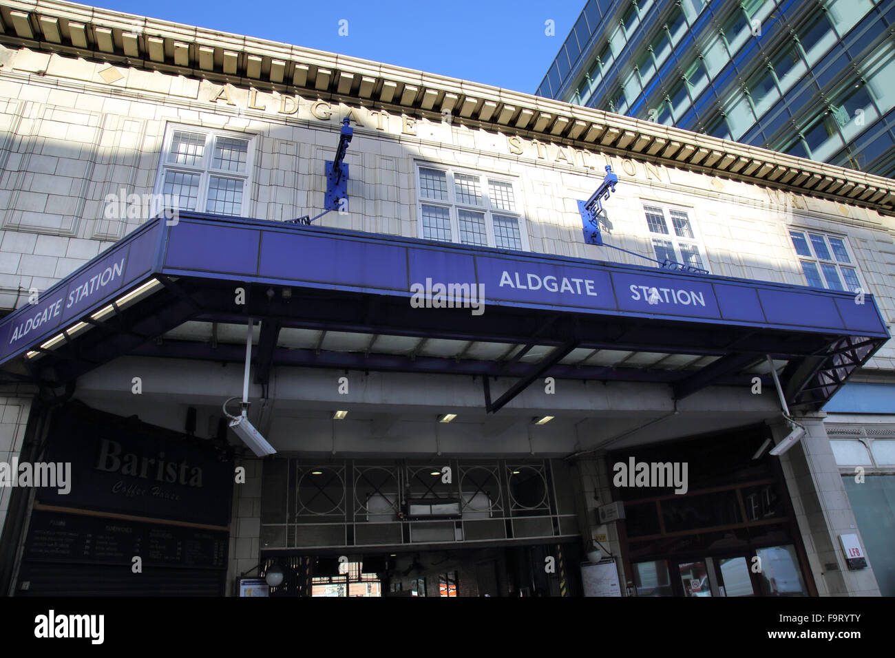 Aldgate station hi-res stock photography and images - Alamy