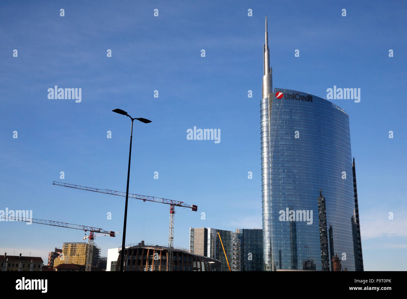 Unicredit building, Milan Stock Photo - Alamy