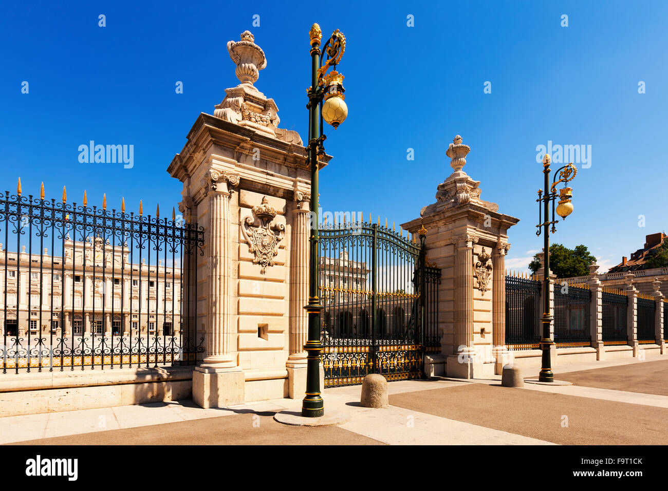 Famous gate in madrid hi-res stock photography and images - Alamy