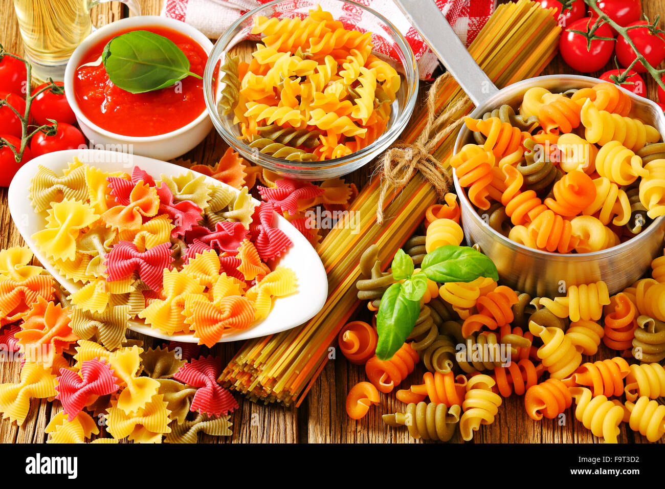 Tomato flavored spaghetti hi-res stock photography and images - Alamy