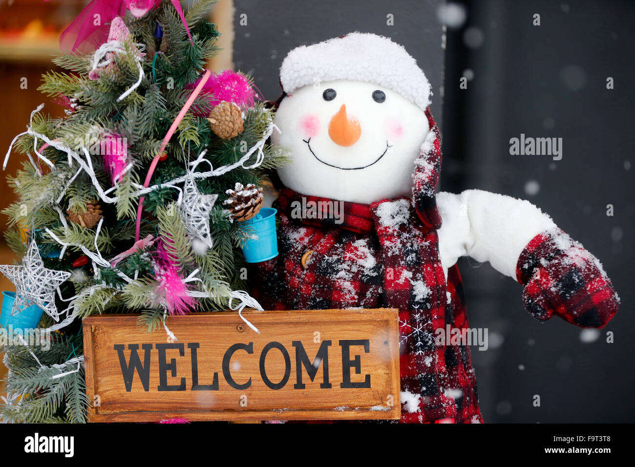 Welcome panel hi-res stock photography and images - Alamy